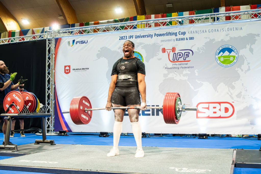 The strongest student-athletes meet to lift their way to the podium - FISU